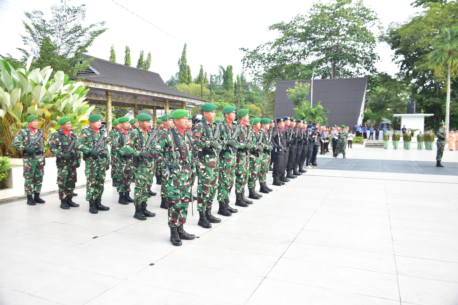 Hari Pahlawan ke-80 di Kaltim: Tabur Bunga, Penghormatan dan Pesan ...